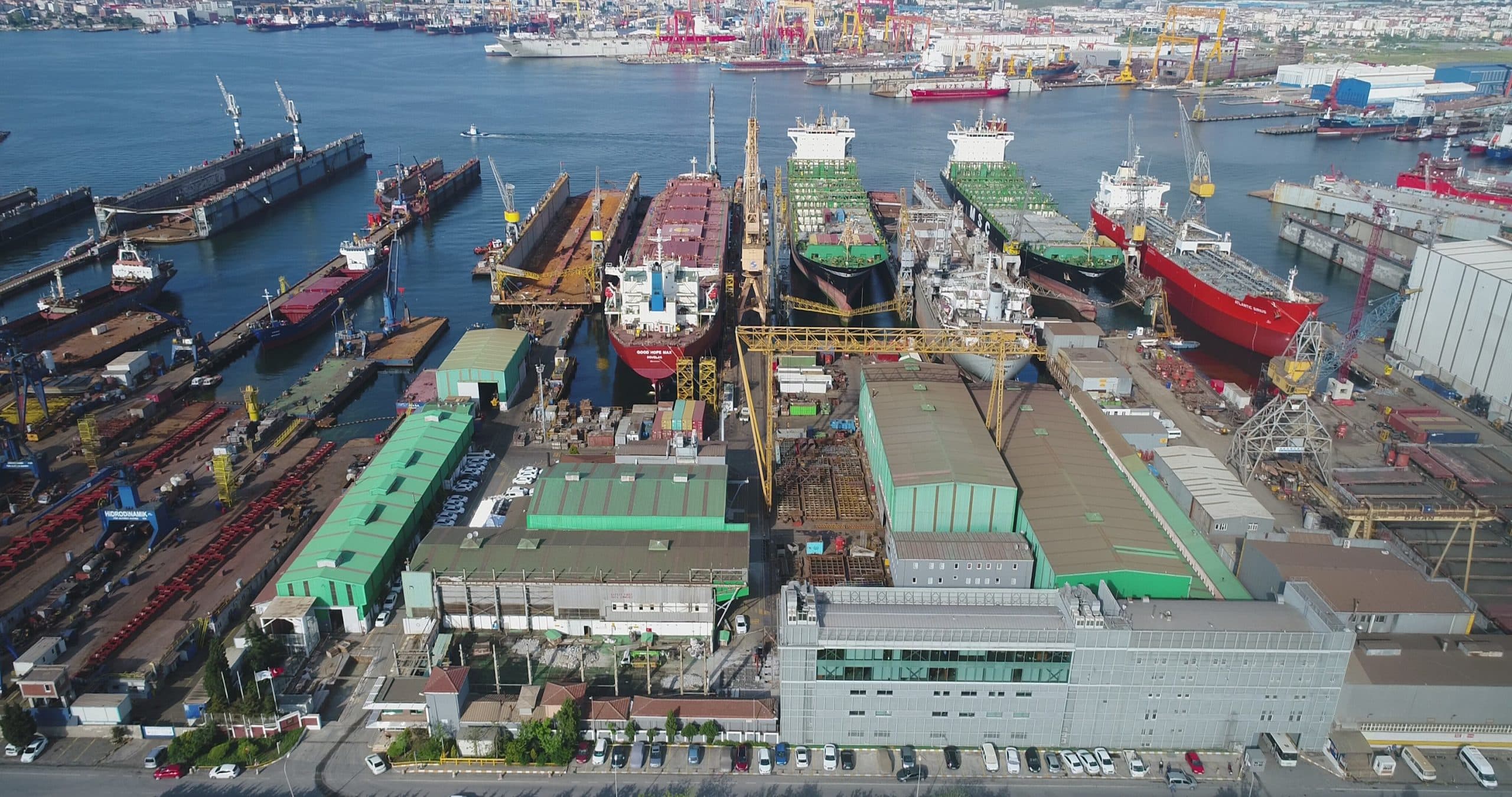 Gemak Shipyard continues to work - Drydock Magazine